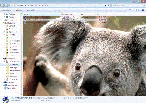 How to Customize Folder Backgrounds and Icons in Windows Explorer