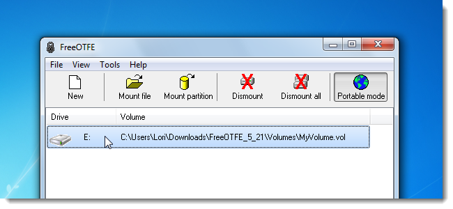 Store Private Files Securely Using a Portable File Encryption Tool