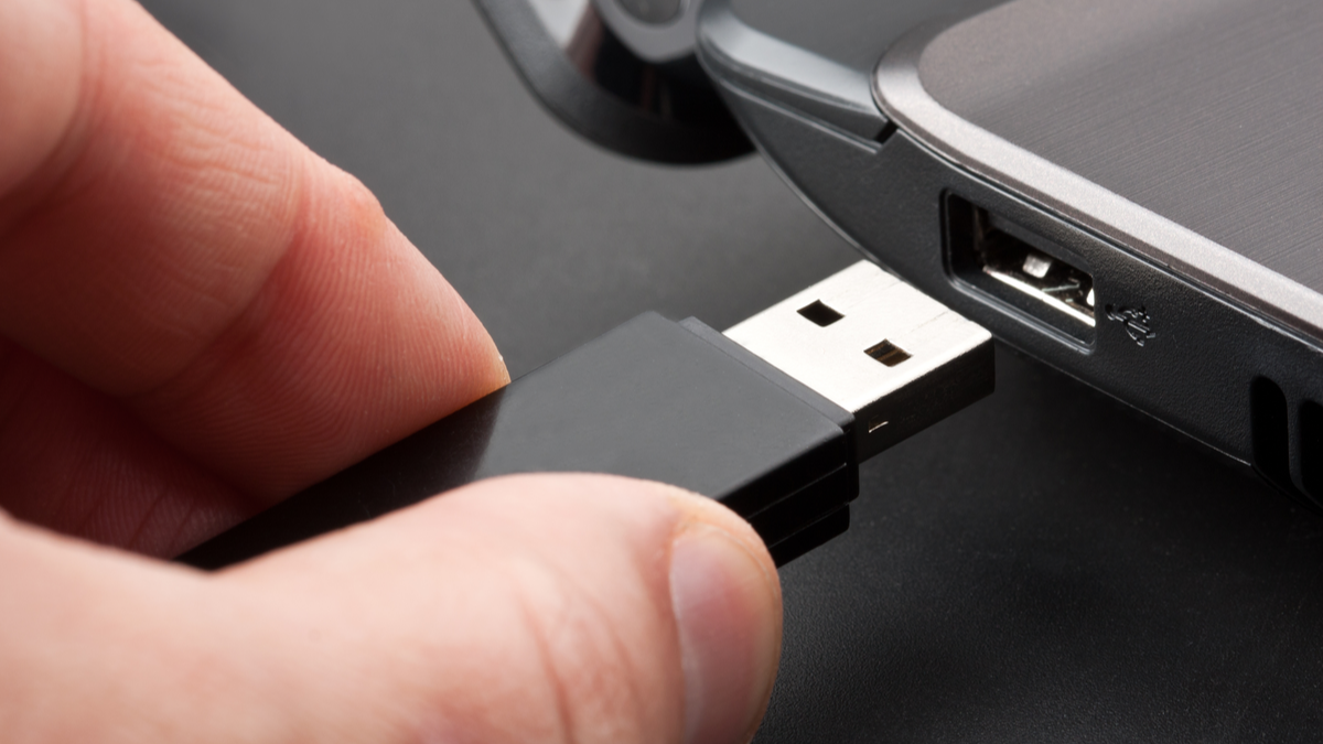 How to Use An Antivirus Boot Disc or USB Drive to Ensure Your Computer ...