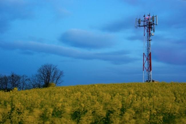 Think Twice About Getting a Microcell (or T-Mobile CellSpot) if You ...