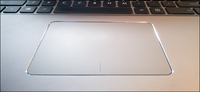 How to Disable Your PC's Touchpad When You Connect an External Mouse