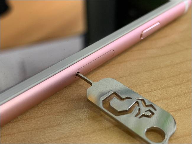 How to Remove a Sim Card From an iPhone