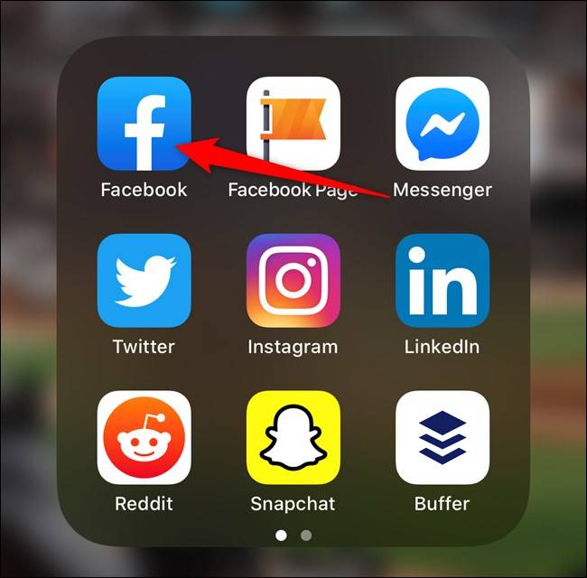 How to Remove Icons from the Facebook App's Shortcut Bar