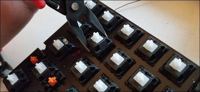 How to Work Around a Broken Keyboard Key on a Windows 10 PC