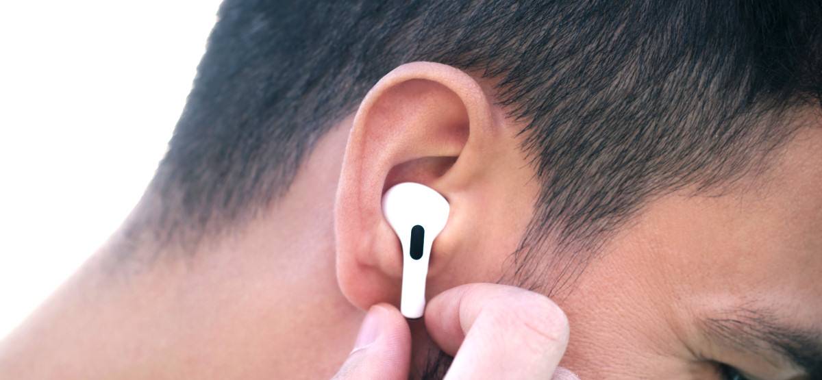 How to Hear Incoming Messages Through AirPods on iPhone or iPad