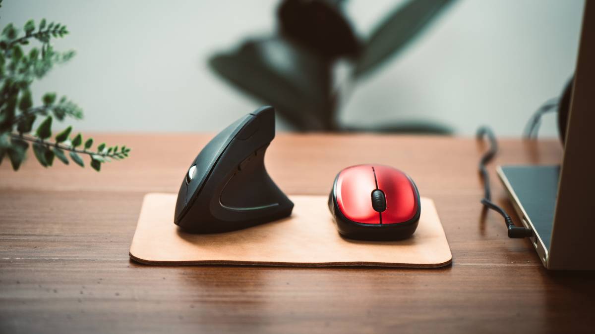 What to Look for When Buying an Ergonomic Mouse