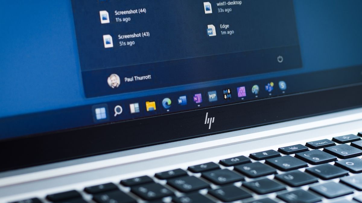 How to Center Your Windows 10 Taskbar Icons (Like Windows 11)