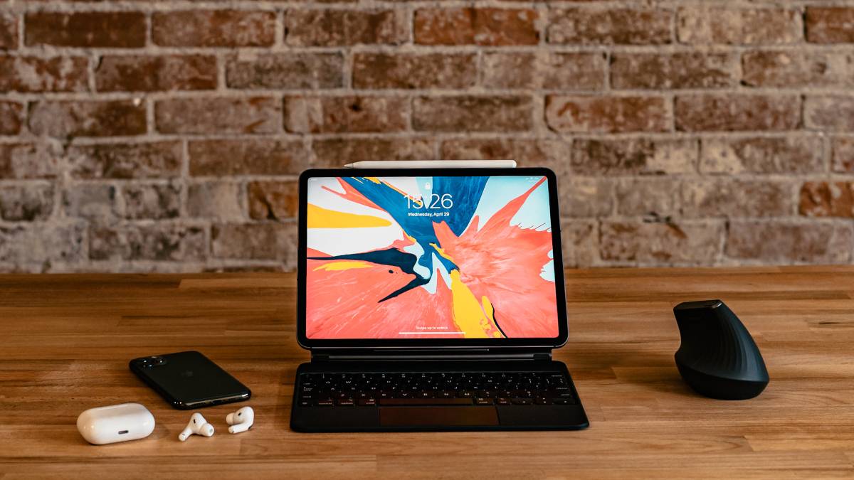 How to Make Your iPad Work Like a Laptop