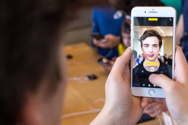 6 Tips for Taking Better Selfies