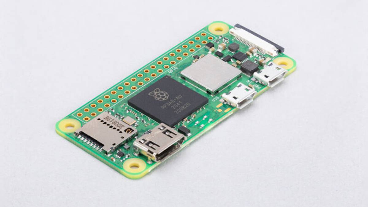 The Raspberry Pi Zero 2 W Is a $15 Quad-Core Mini Computer