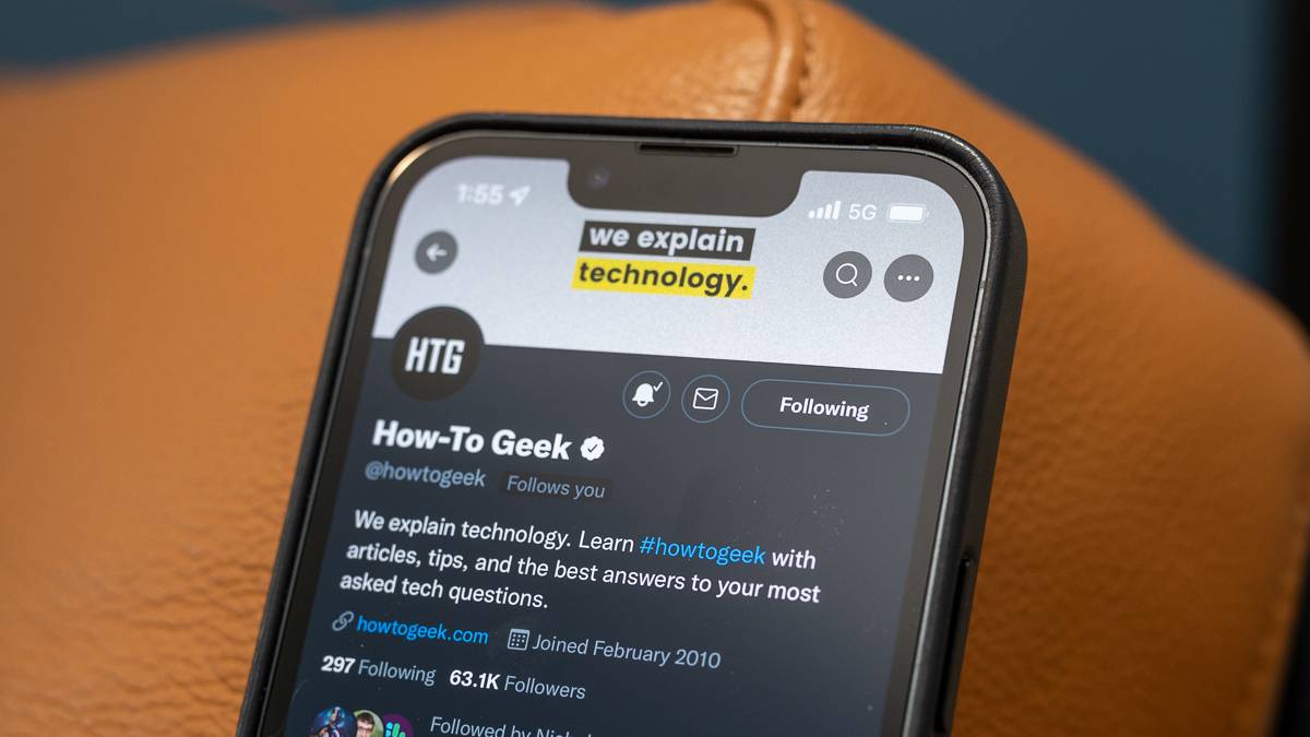 You Can Search Through a User's Tweets on Twitter for iPhone