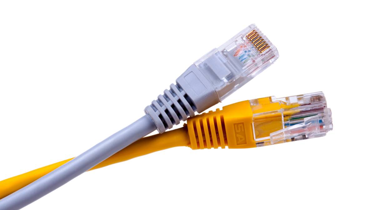 Ethernet Splitter vs. Switch: What's the Difference?