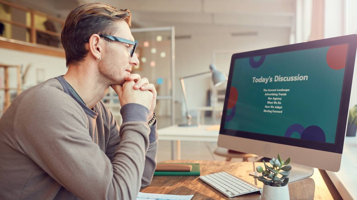 PowerPoint vs. Sway: What's the Difference?