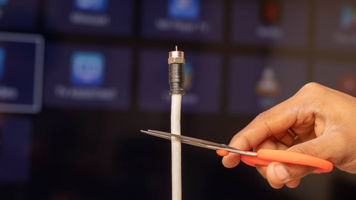 The 25 Best Gifts for Cutting the Cord for 2022