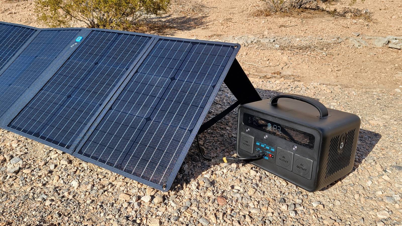 Anker 625 Portable Solar Panel (100W) Review: Solar Power on the Go