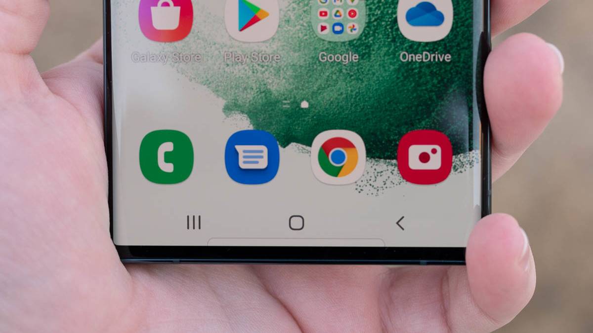 It's Time to Stop Using Three-Button Navigation on Android