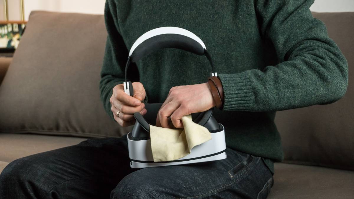 How to Sanitize a VR Headset
