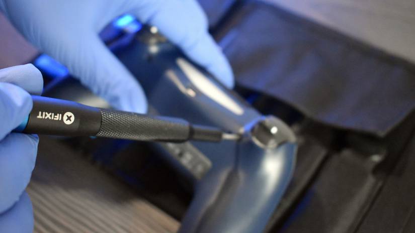 iFixit Pro Tech Toolkit Review: Everything Your Tech Needs