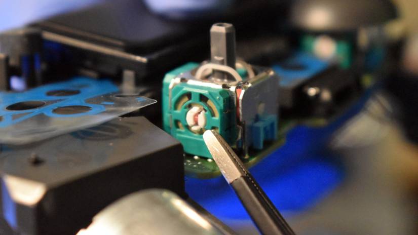 iFixit Pro Tech Toolkit Review: Everything Your Tech Needs