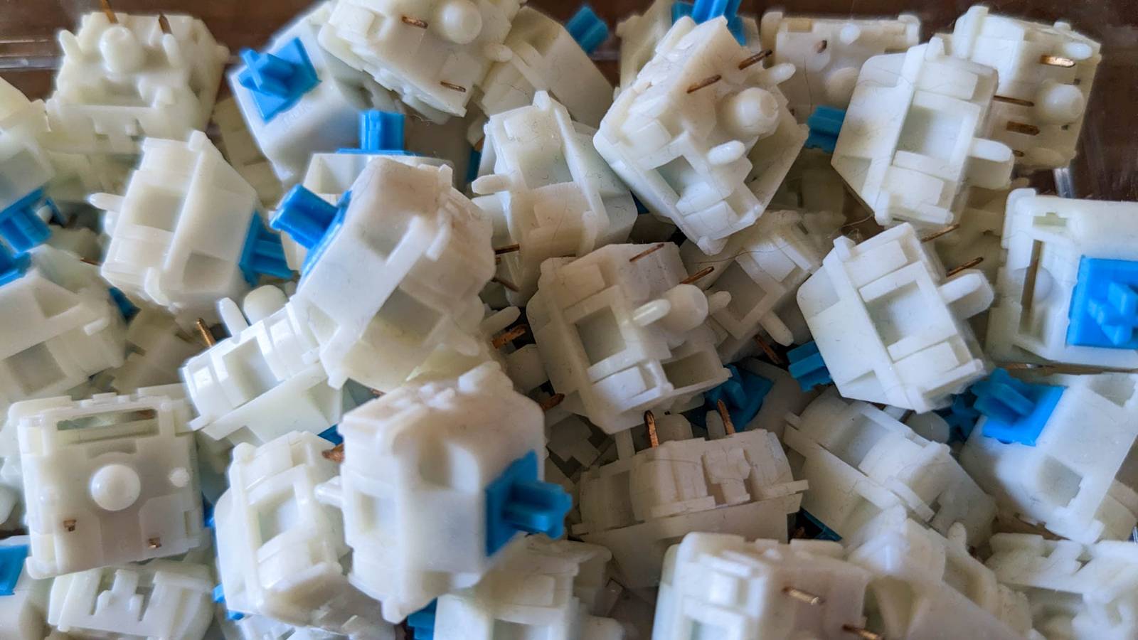 Mechanical Keyboard Switches Explained: Types, Colors, & More