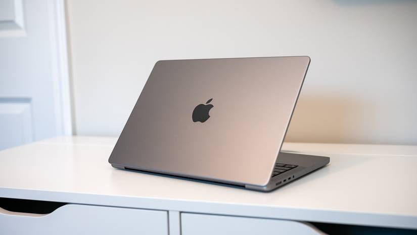 7 Things to Consider Before Buying a Mac or MacBook