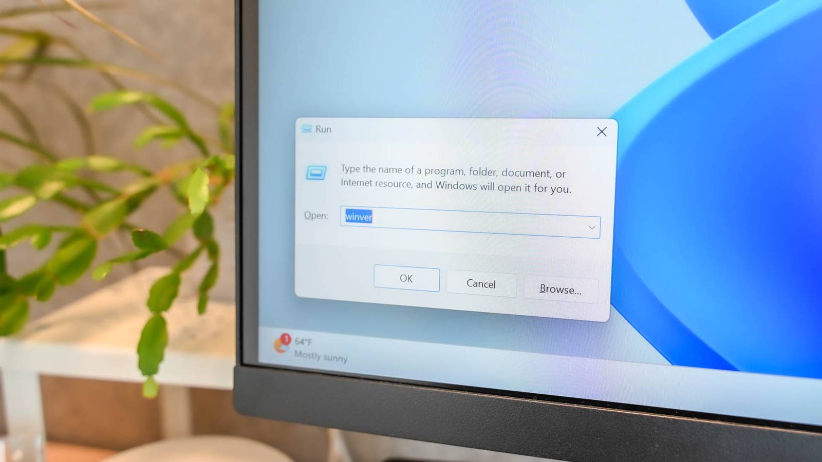 8 Ways to Open the Run Dialog Box on Windows 11
