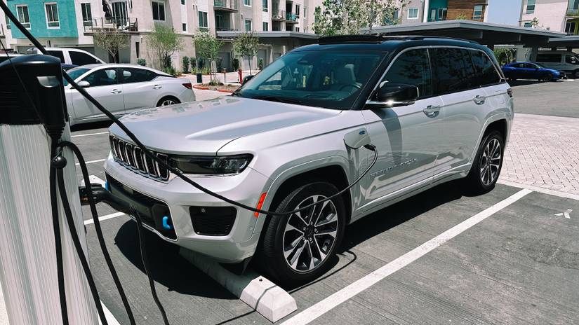 Jeep Grand Cherokee 4xe Review: Dipping Into Electric