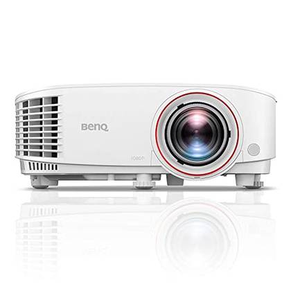 Long Throw vs. Short Throw: Which Projector Should You Buy?