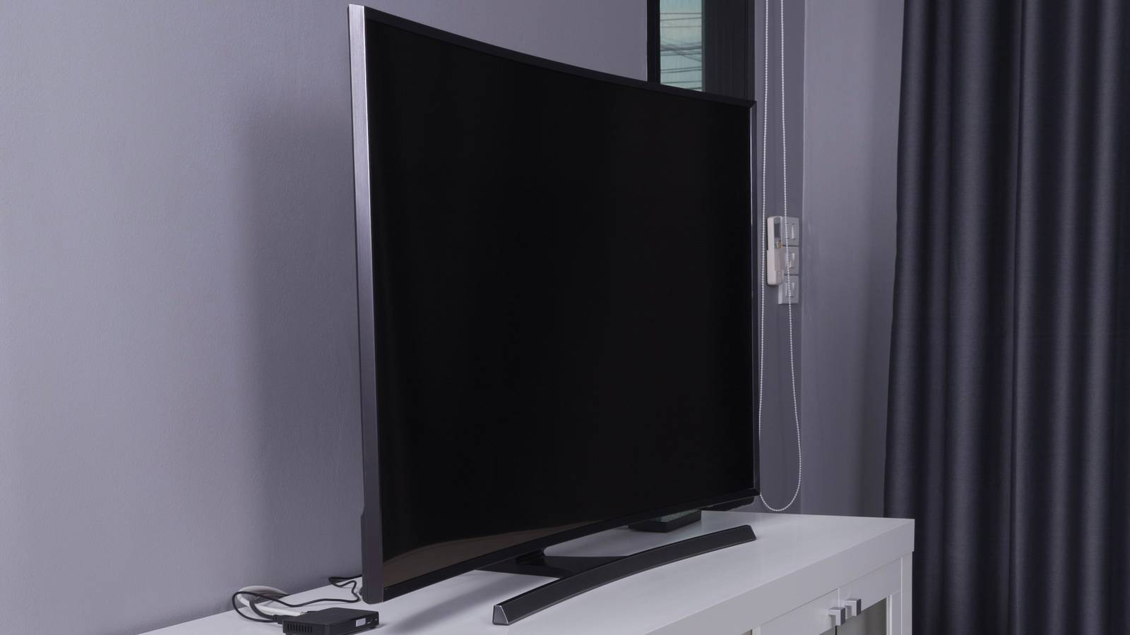 Why Did Curved TVs Fail?