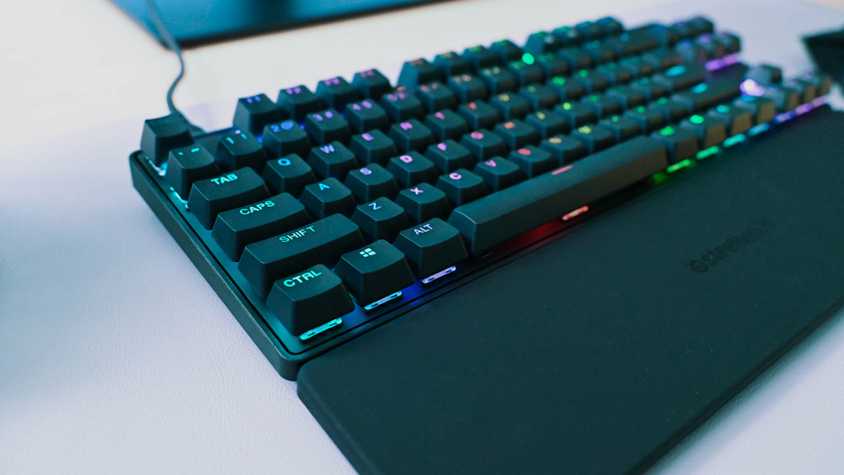 Here's Why So Many People Love Noisy Mechanical Keyboards (But I Still ...