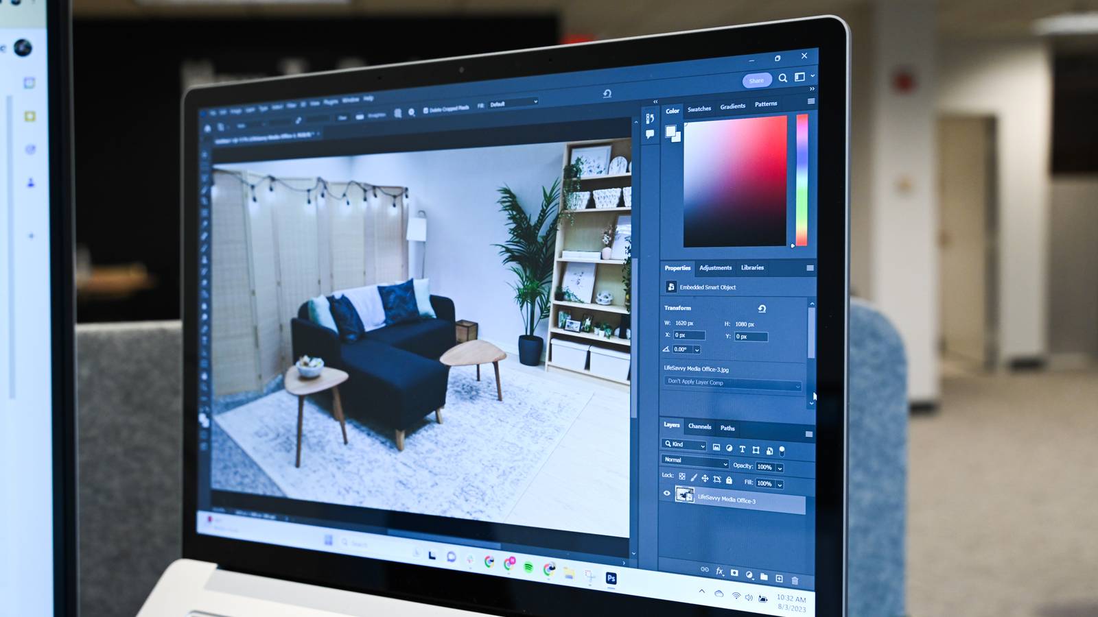 Photoshop Web App Now Widely Available, With AI Generation