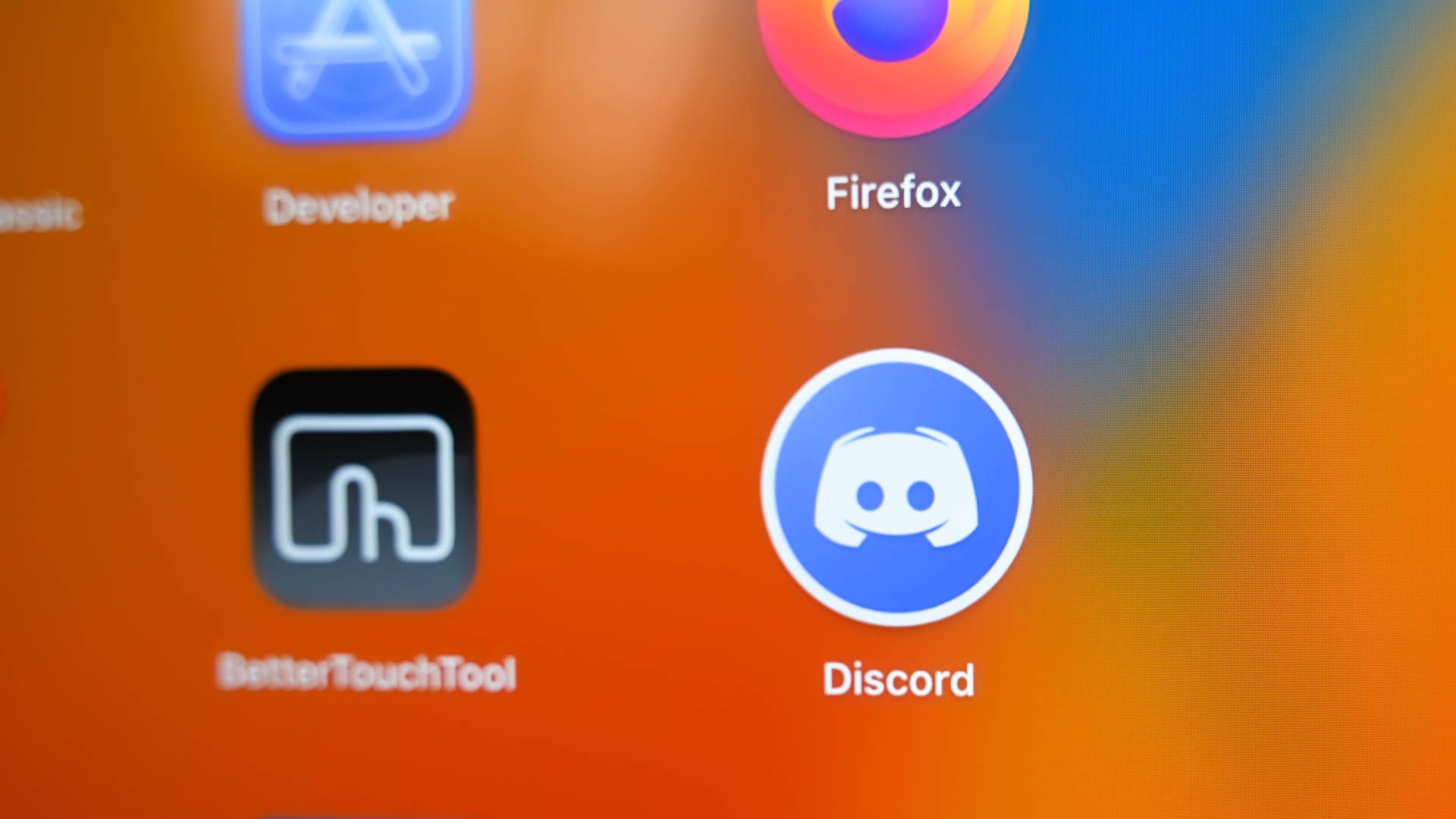 How to Use Spoiler Tags to Hide Messages and Images on Discord