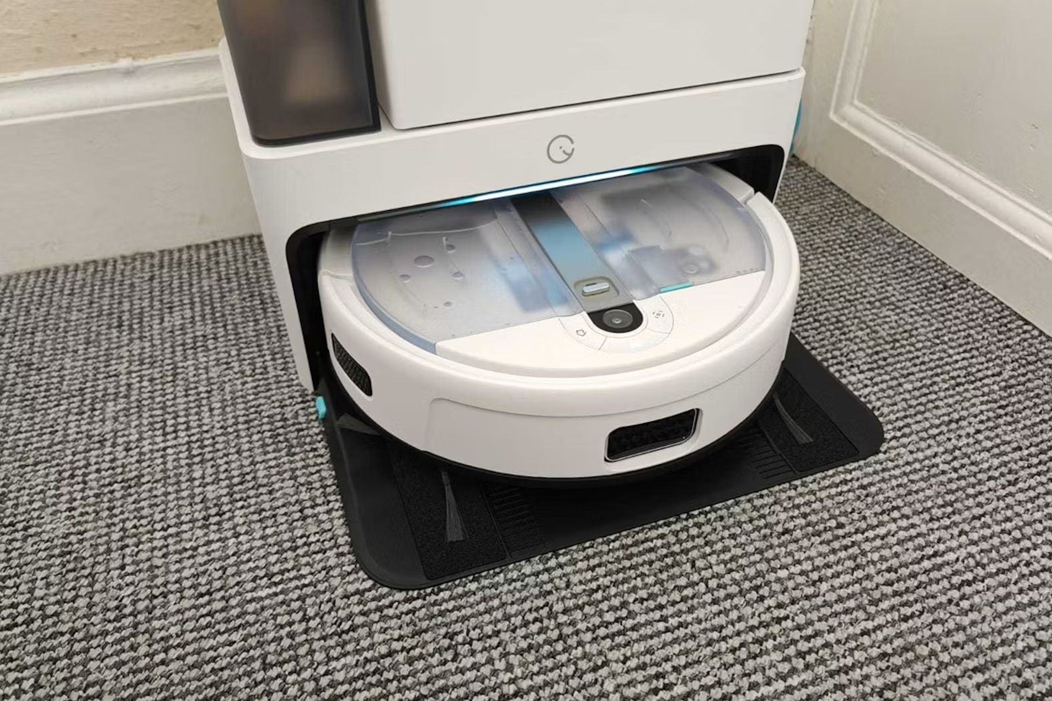 Navigating Cleanliness: Why the Yeedi Cube Shines for Novice Robot ...