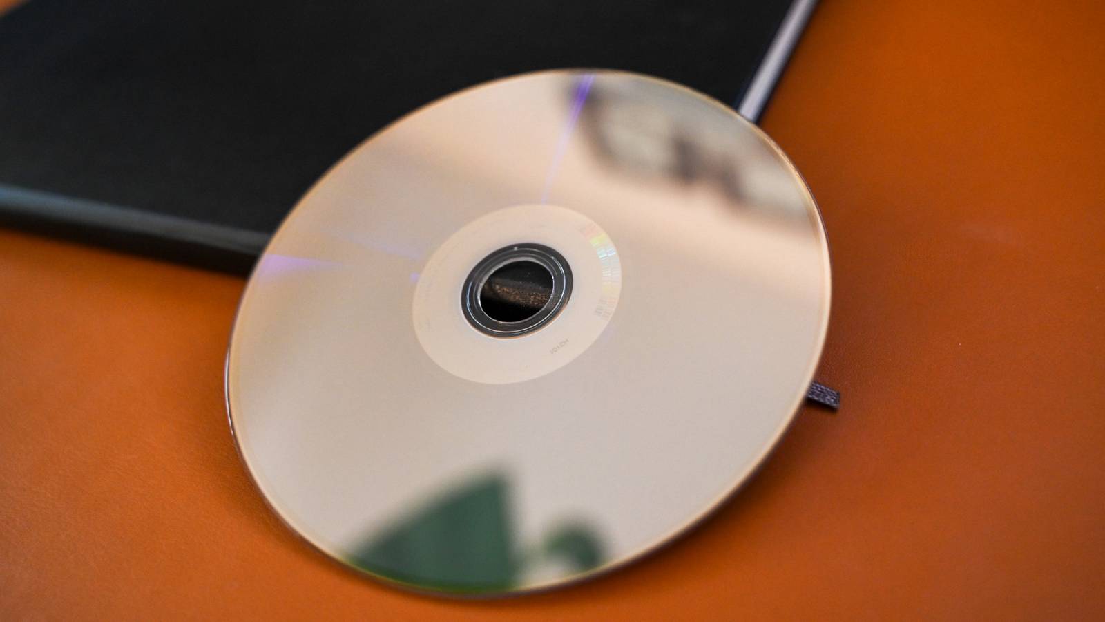 Where to Download Windows 10, 8.1, and 7 ISOs Legally