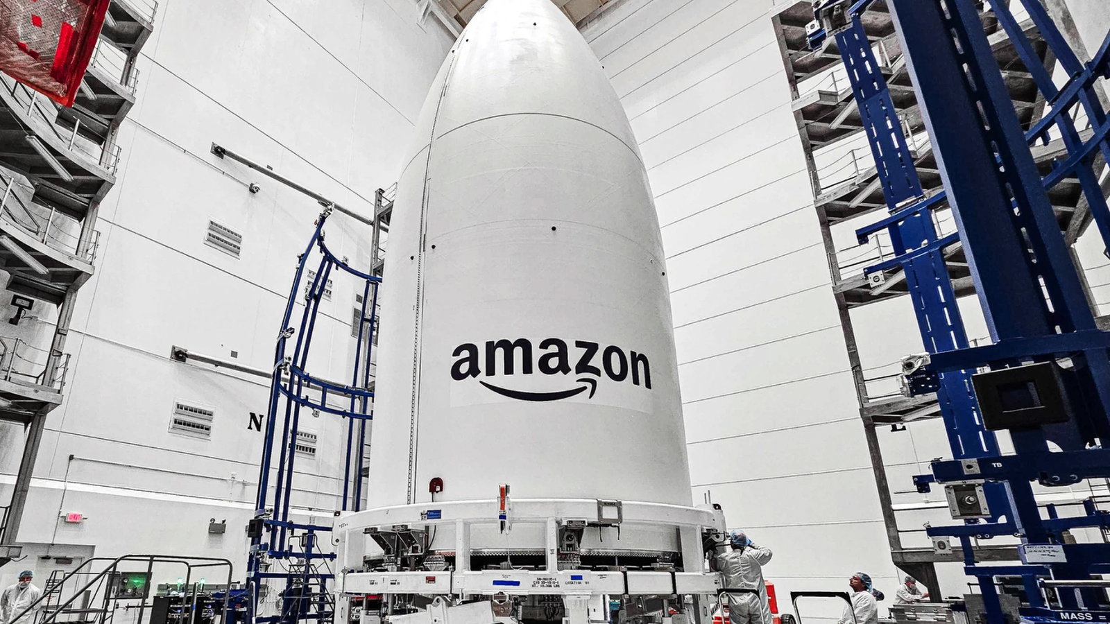 Amazon Launches Its First Batch of Kuiper Internet Satellites Into Orbit