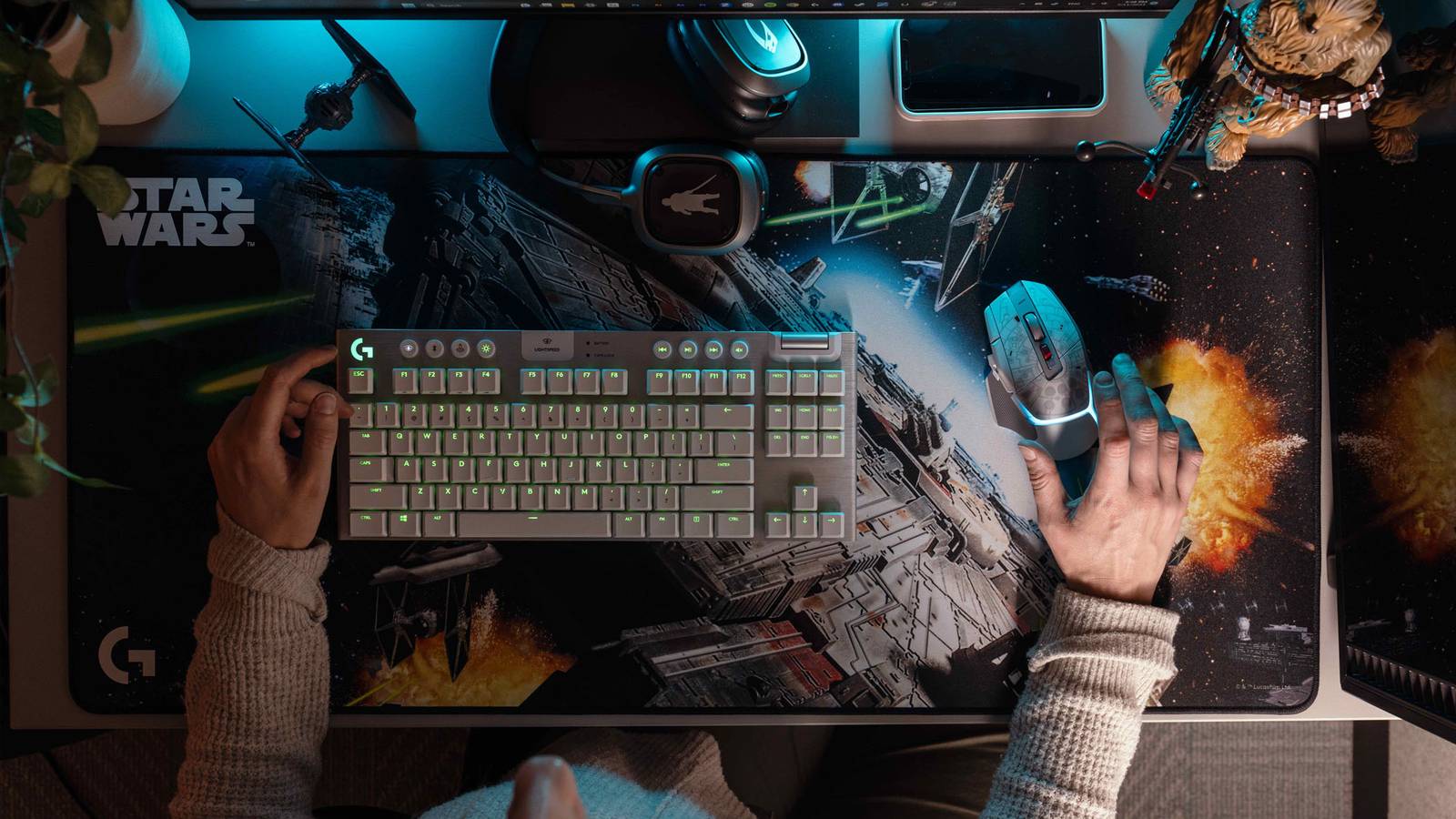 Logitech Has a New Star Wars-Themed Mouse and Mousepad