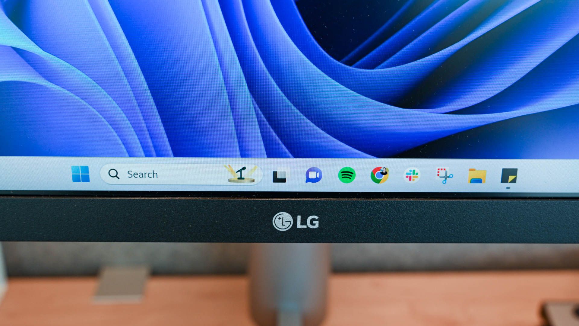 How to Ungroup Taskbar Icons on Windows 11