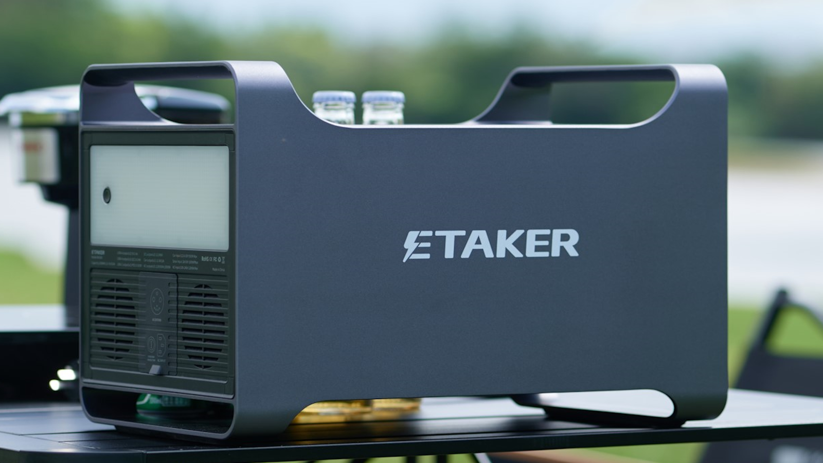 Discover the ETaker M2000 Power Station: 50% Lighter for Ultimate ...