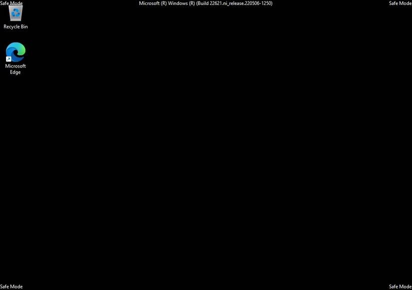 How to Fix a Black Screen on Windows 11 (Before or After Log In)