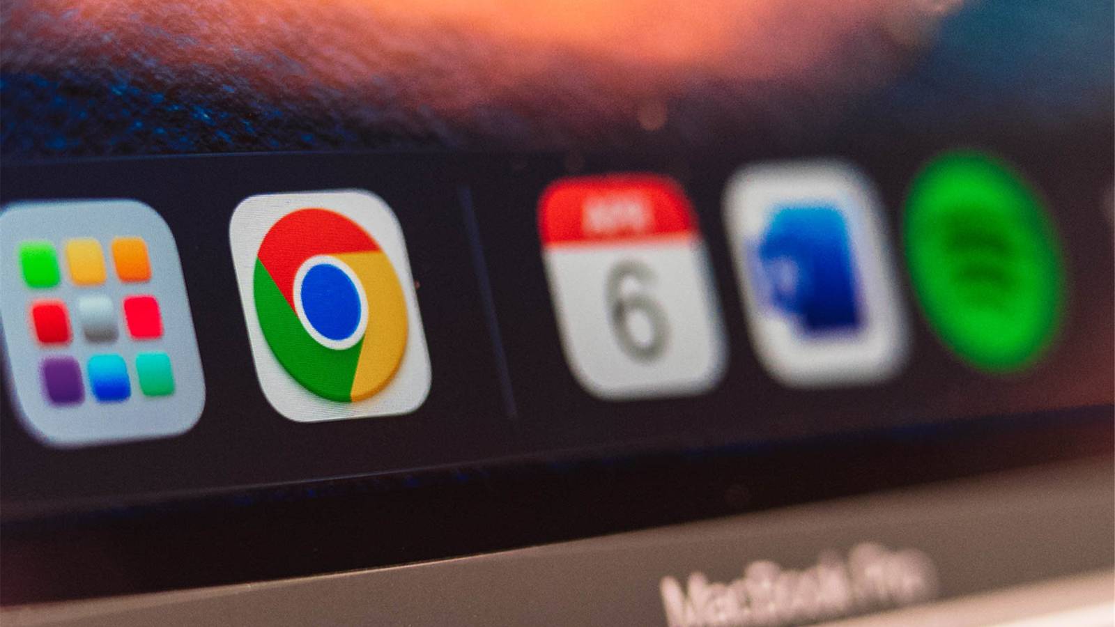 How to Add an App to the Dock on a Mac