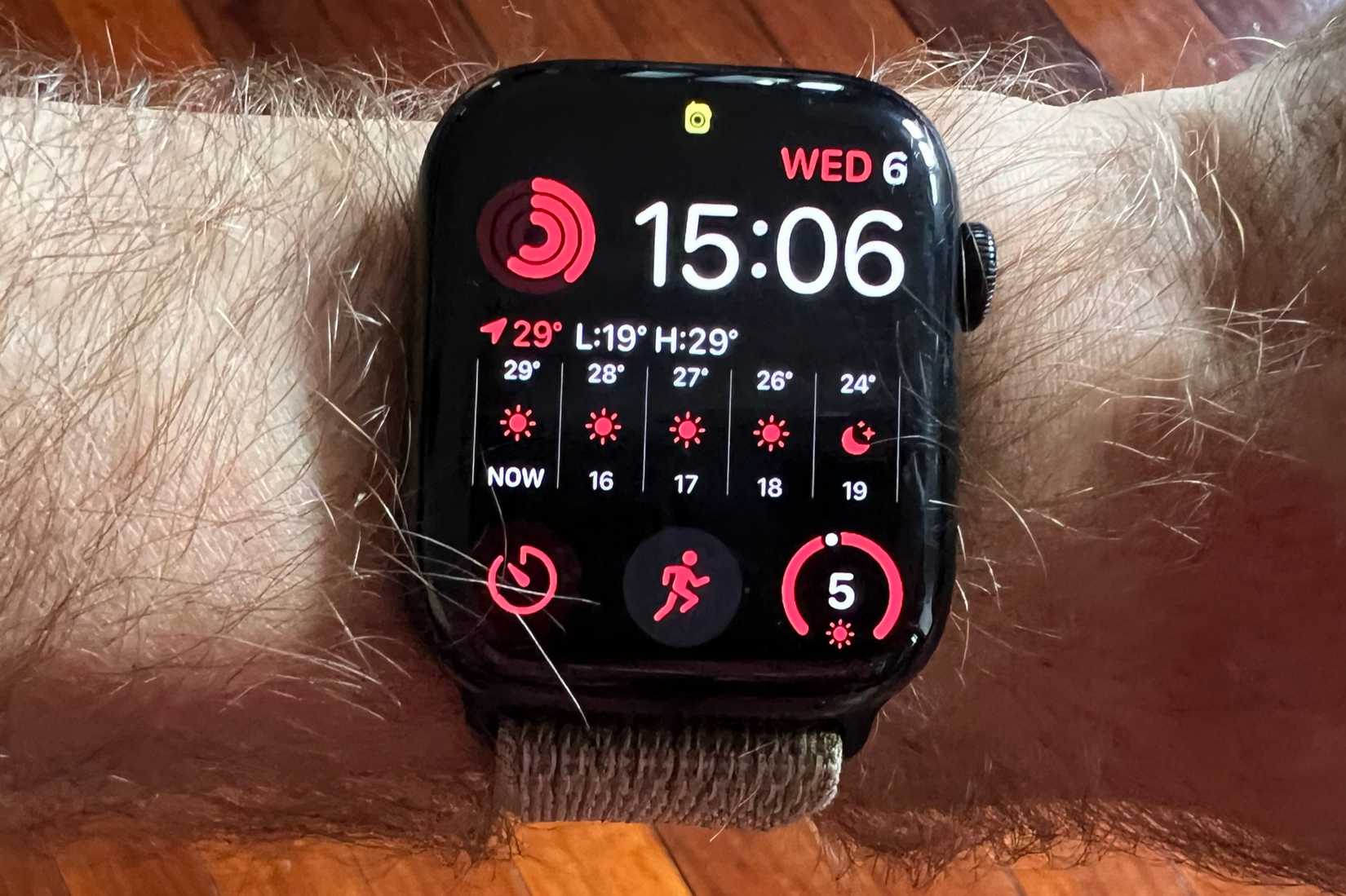 I Use My Apple Watch as a Walkie-Talkie (And You Should Too)