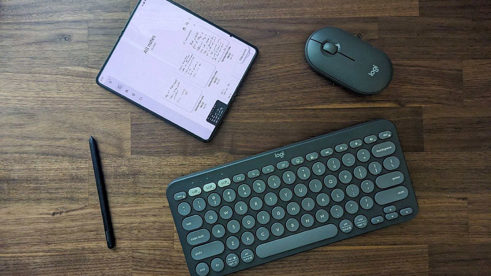 I'm More Productive Working on a Smaller Screen, Here's Why