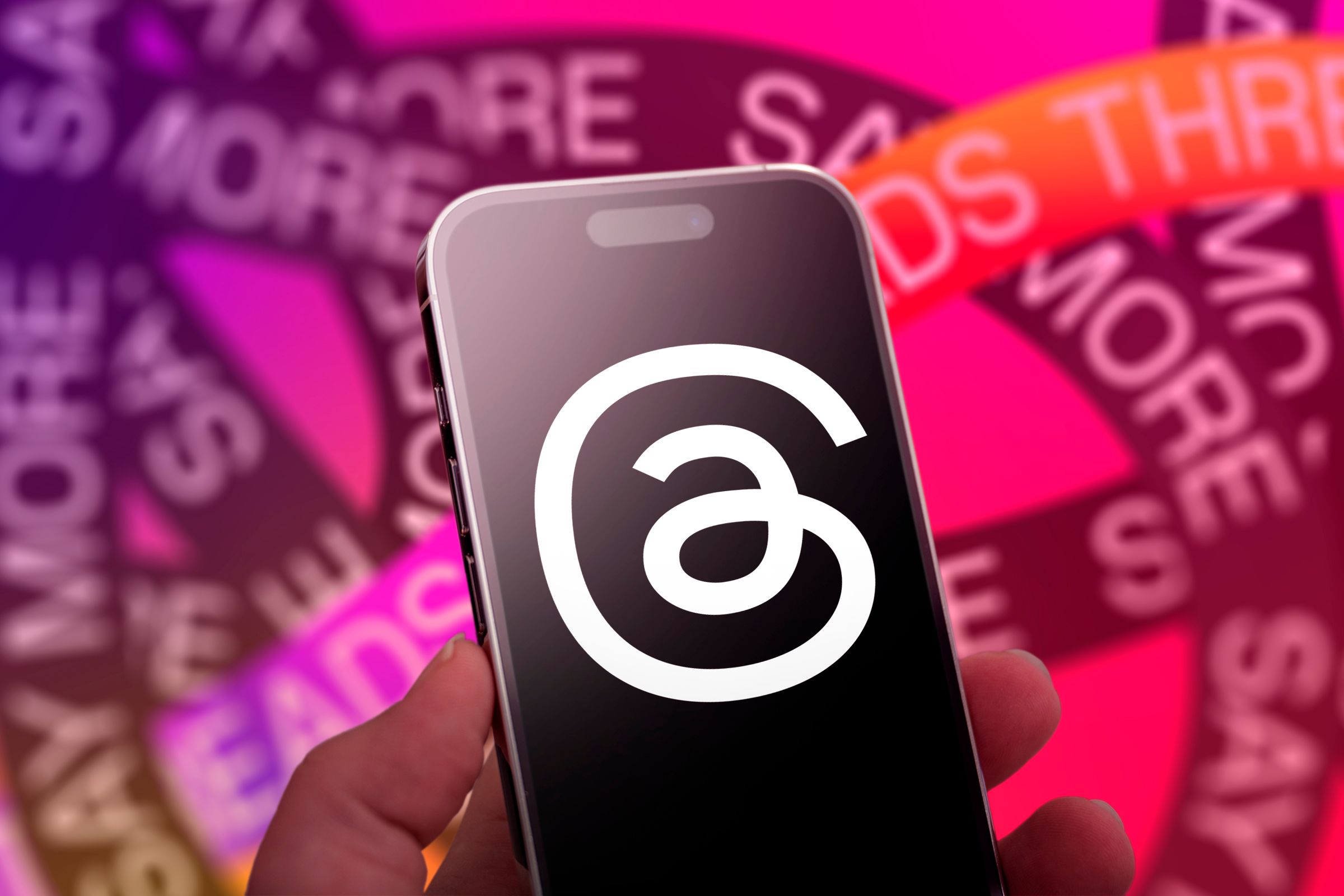 Threads vs. Instagram: What's the Difference?