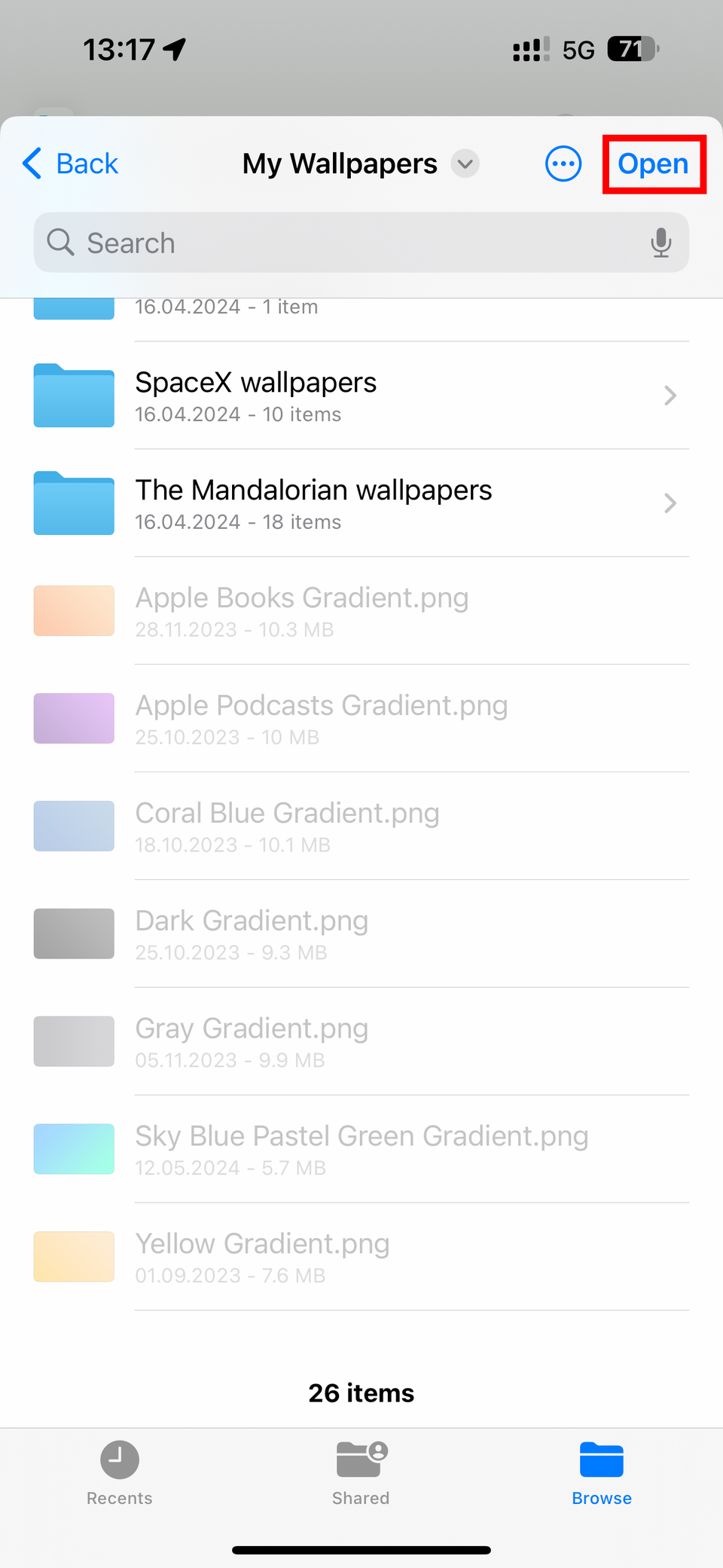 Keep Your iPhone Looking Fresh by Cycling Your Wallpaper Automatically