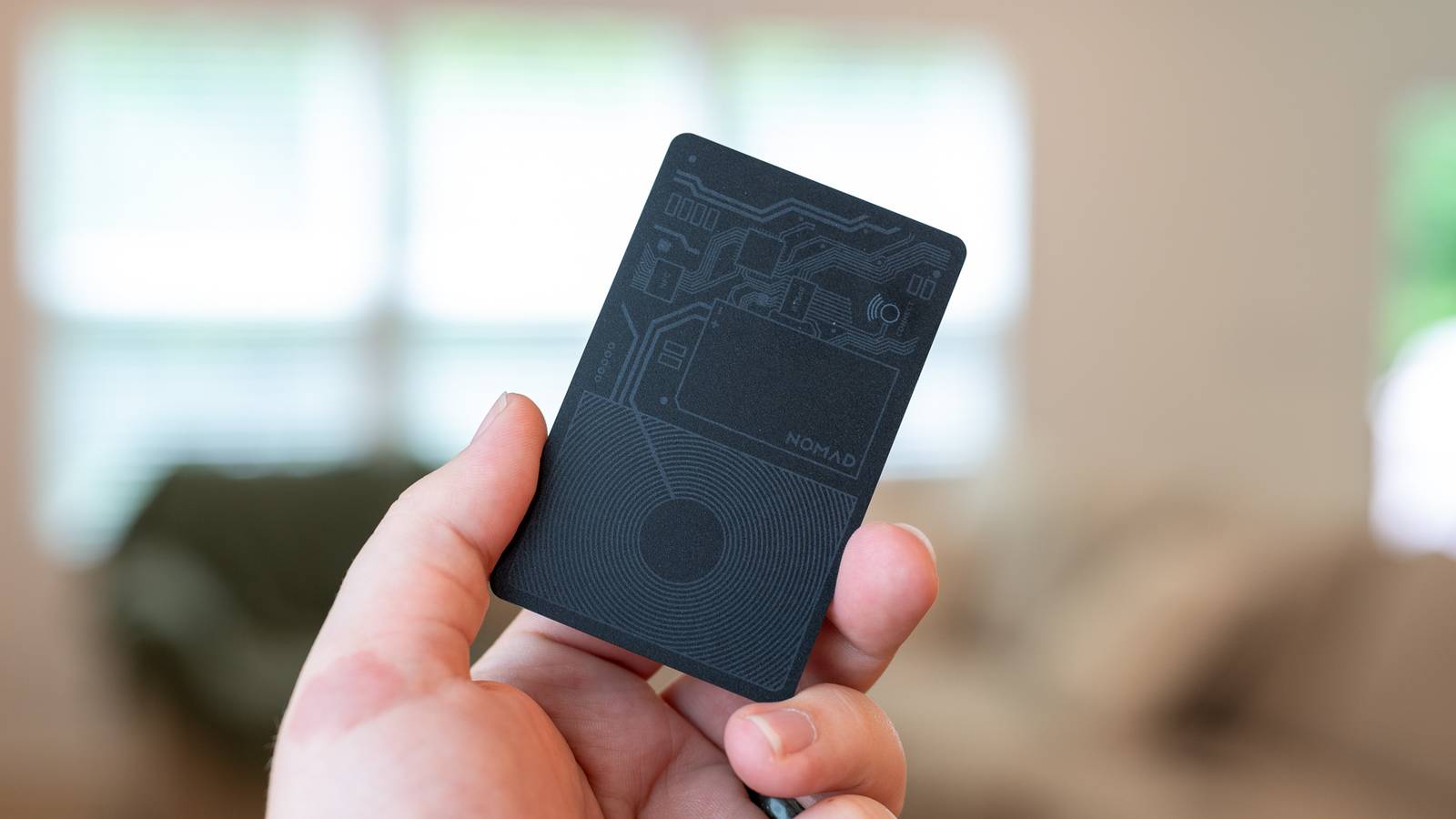 Nomad Launches a Rechargeable Credit Card-Sized Tracker