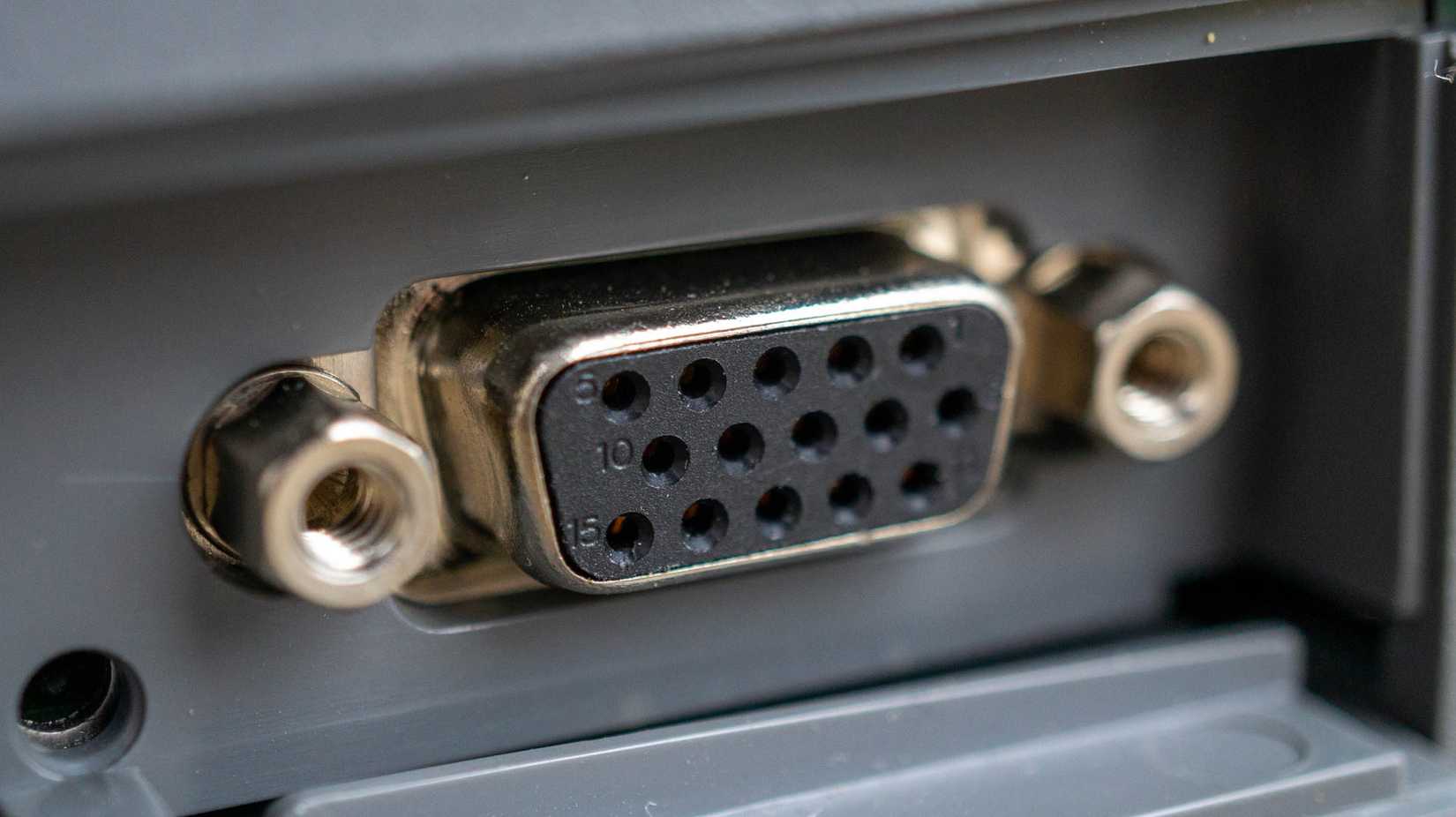 How to Connect a Laptop to a TV