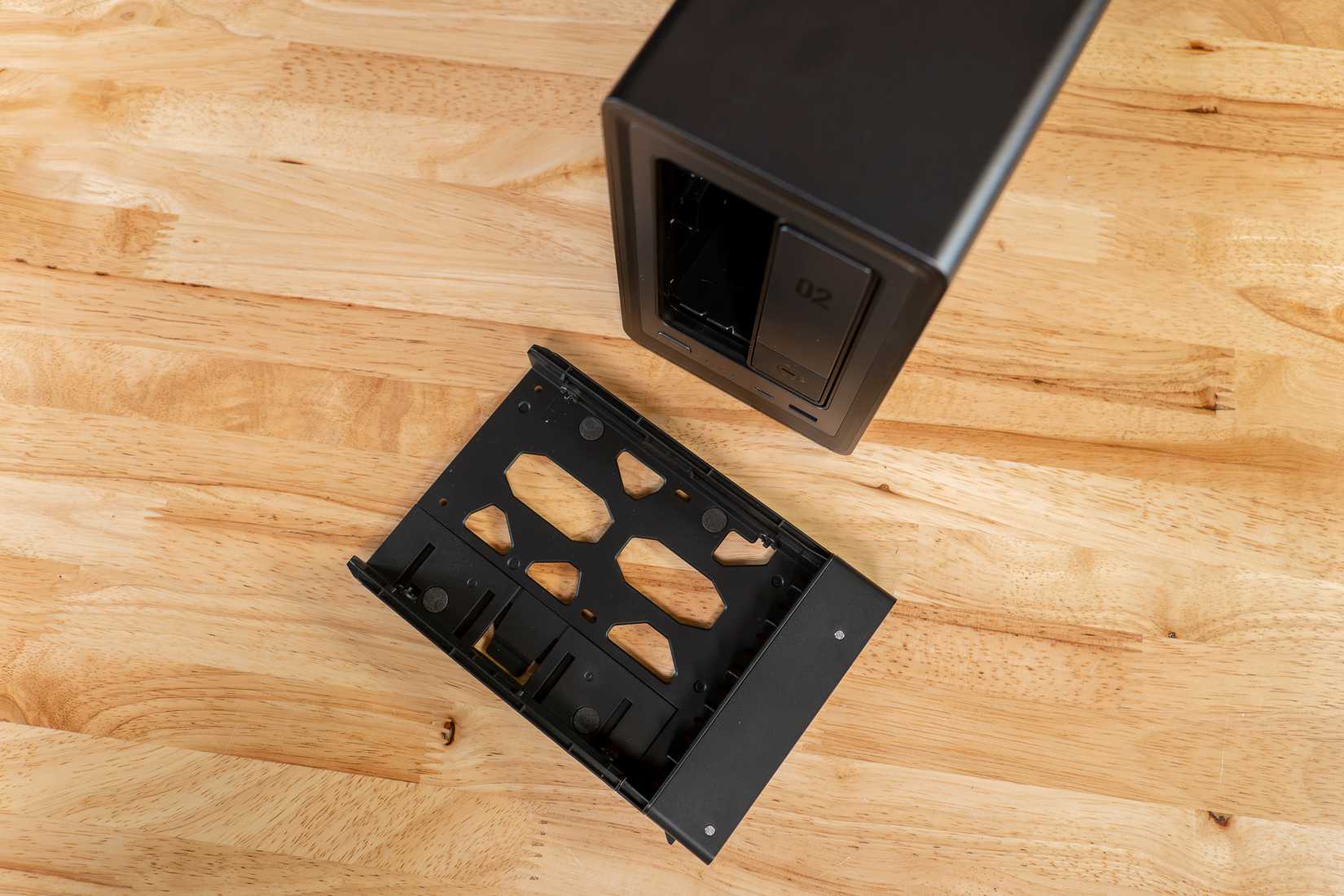NAS Device vs. DAS Enclosure: Which Should You Buy?