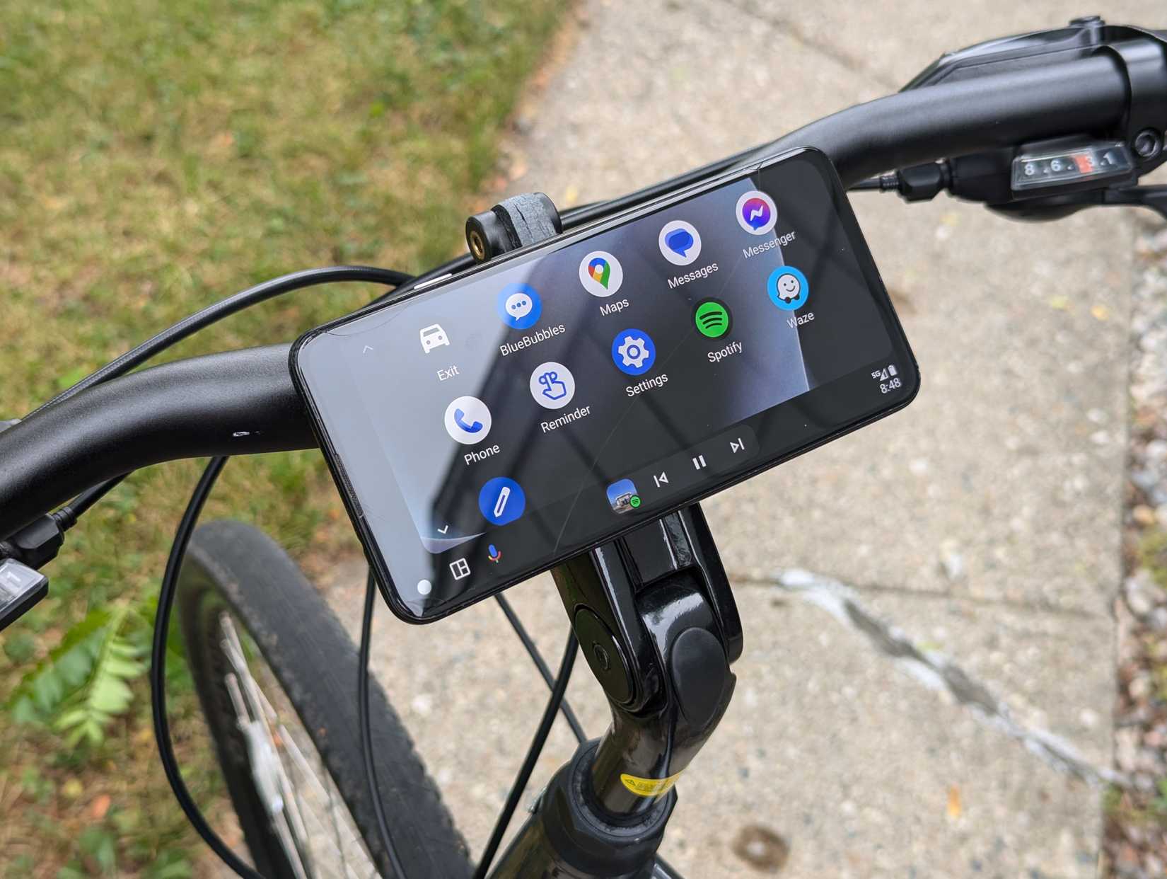 I Made an Android Auto Display for My Bike (To Keep My Phone Safe)