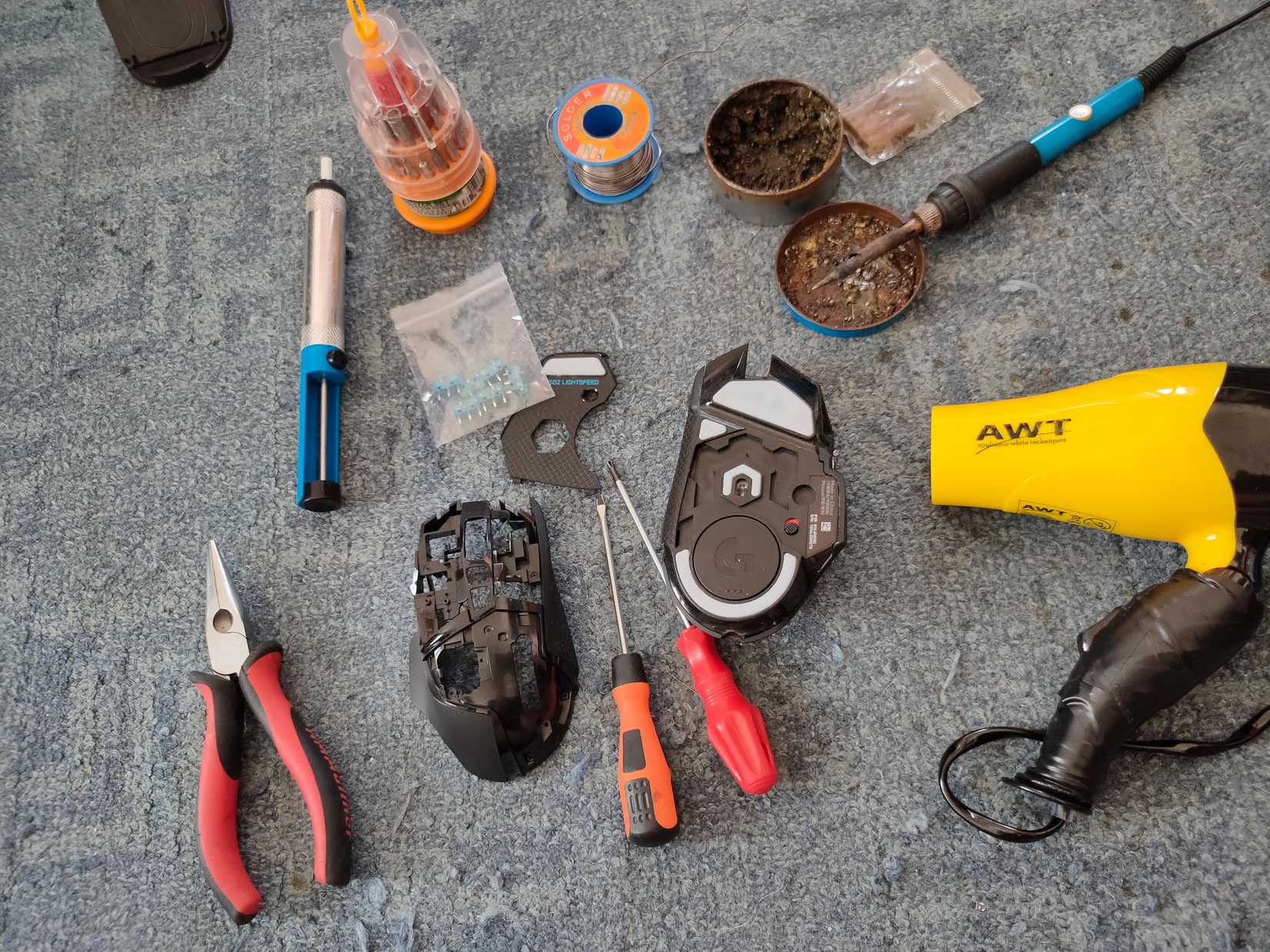 Stop Wasting Money on New Mice, Fixing Your Old One Is Easy