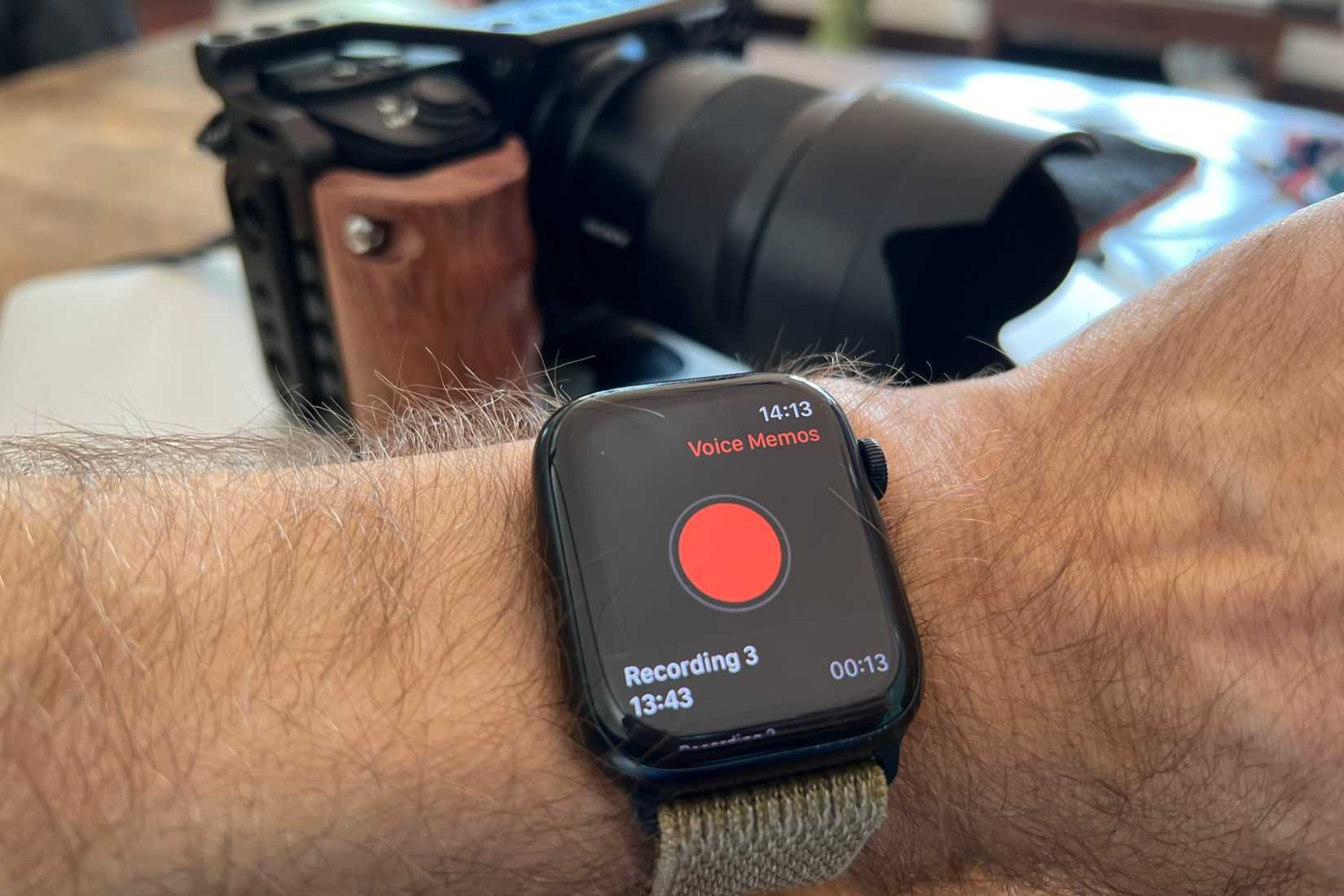 Why I Use My Apple Watch as a Microphone for Videos (and How)
